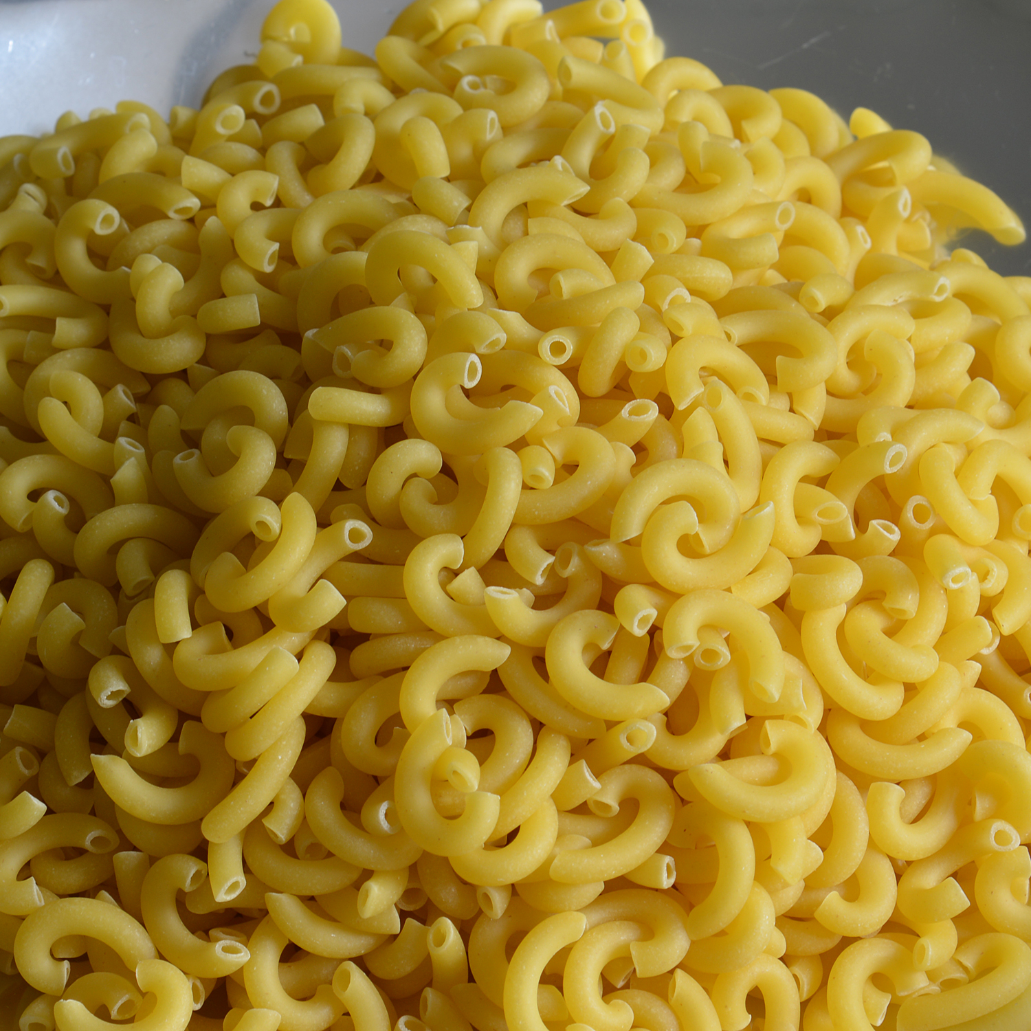 Alpenhörnli 500g - schwarzenbach.ch